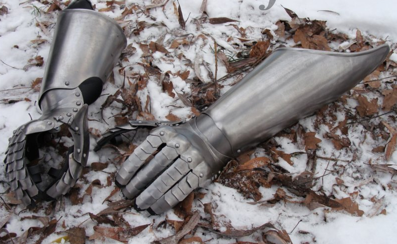 Cromwell Gauntlets | Of Science & Swords